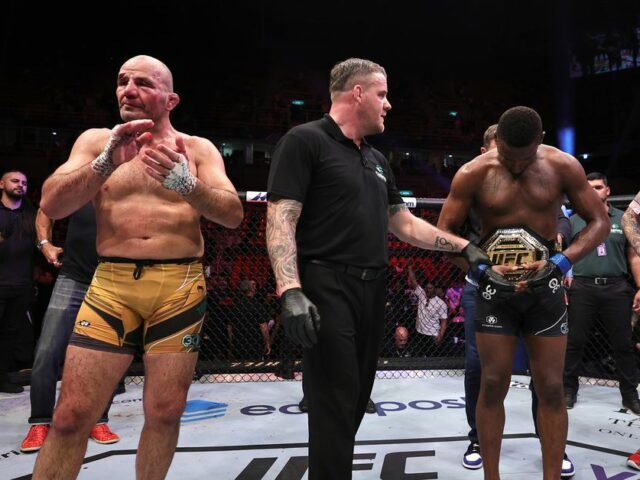 Bonificaciones de UFC 283: Jamahal Hill vs. Glover Teixeira gana Fight ...