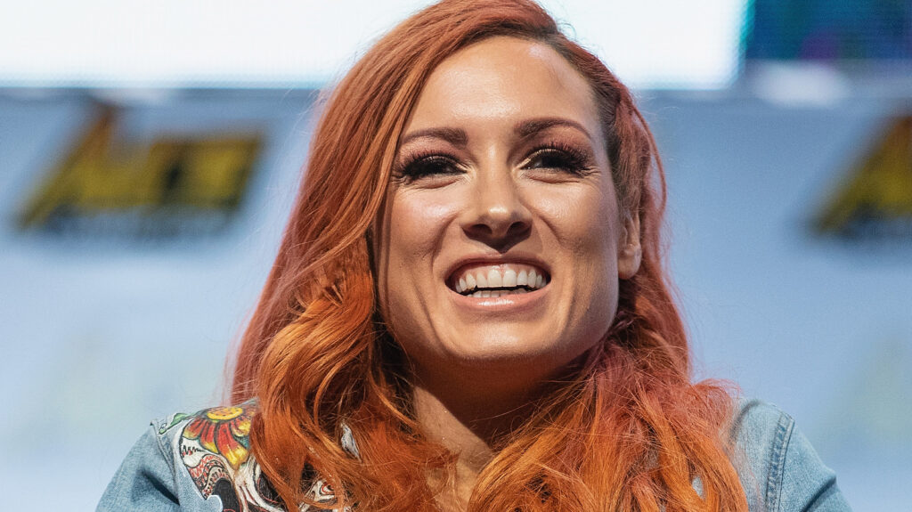 Becky Lynch vs. Lucha en Jaula de Acero de Bayley, Elimination Chamber Eliminatorias