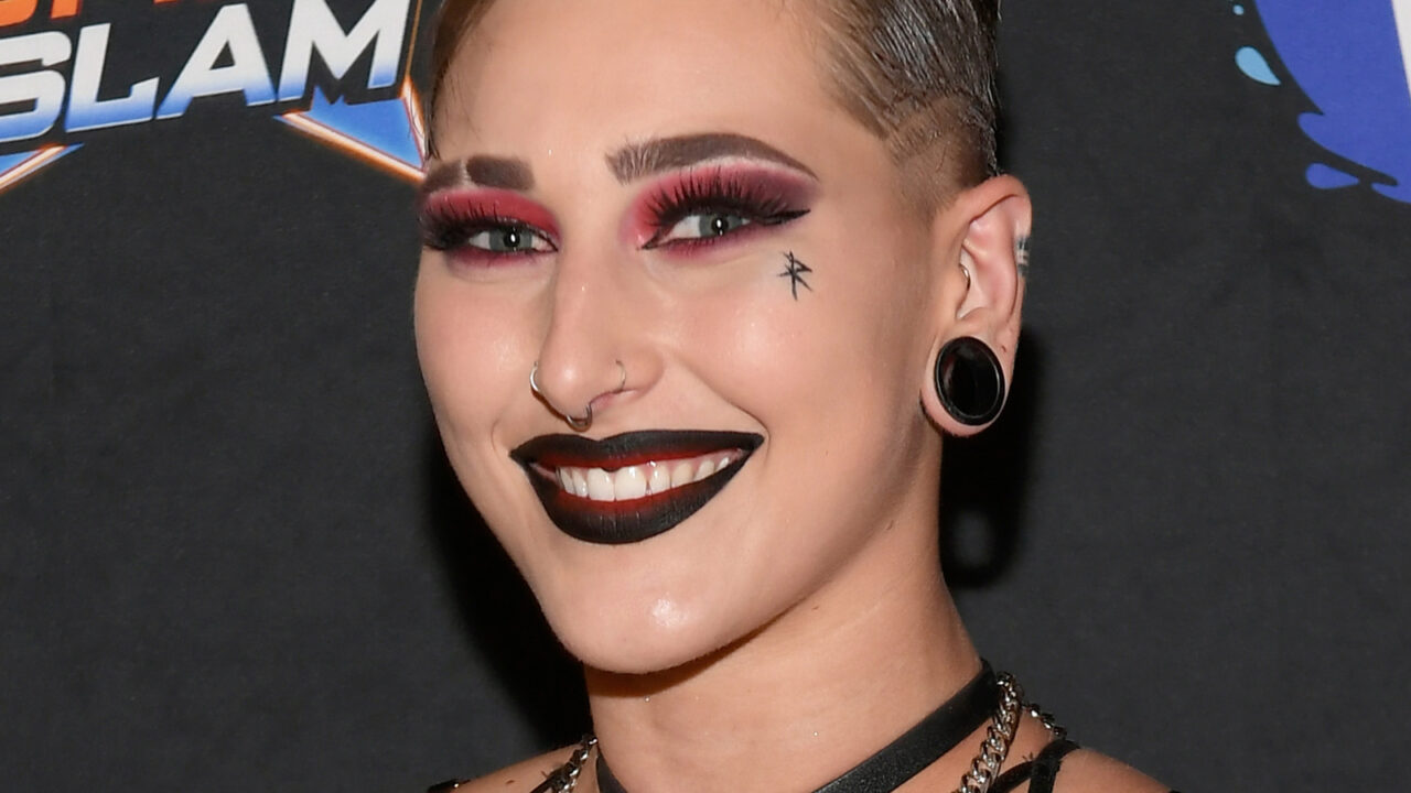 Rhea Ripley lista para un gran combate en Elimination Chamber de WWE