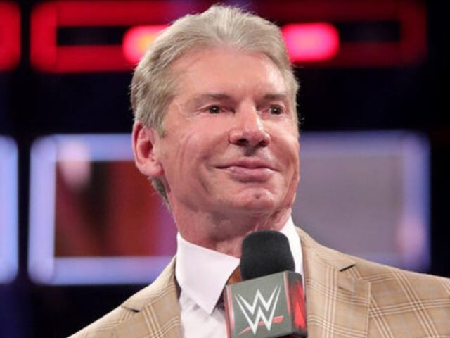El autor de 'The Ringmaster' habla sobre la investigación de la biografía de Vince McMahon, la ...