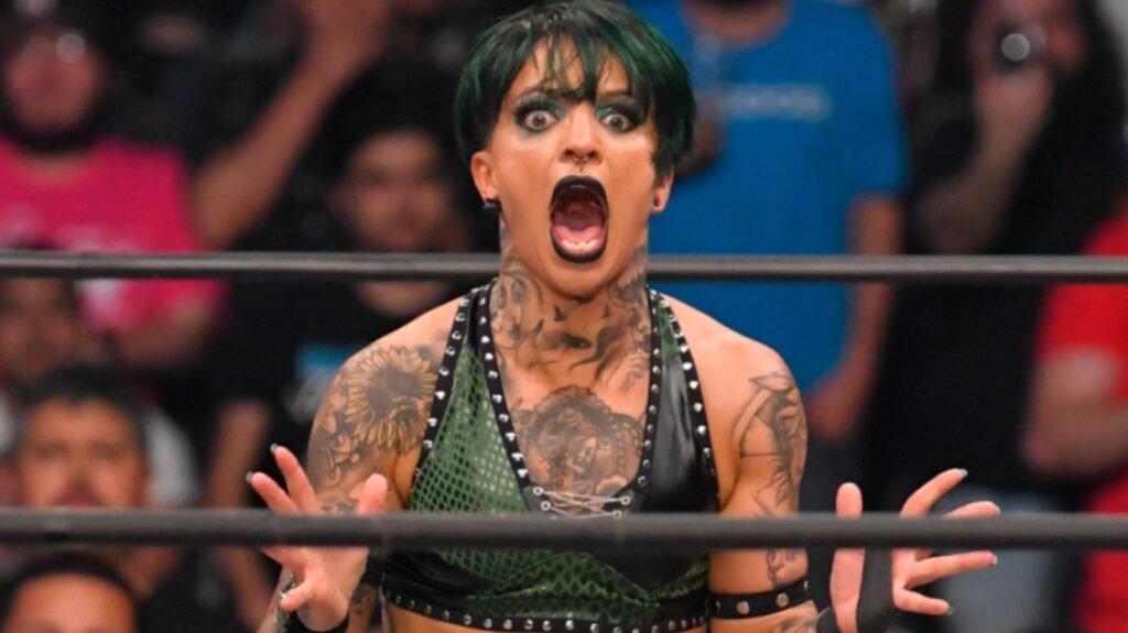 Ruby Soho habla sobre ser atrapada en medio de grupos de mujeres en ...