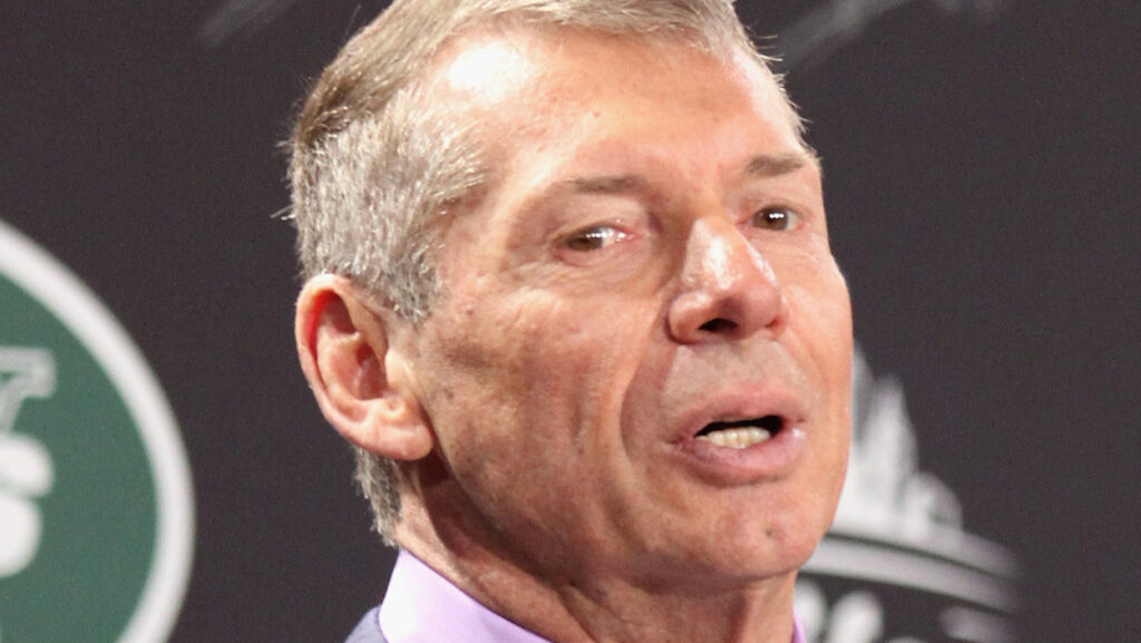 El ex escritor de WWE Dave Schilling describe historias de lanzamiento bajo Vince McMahon