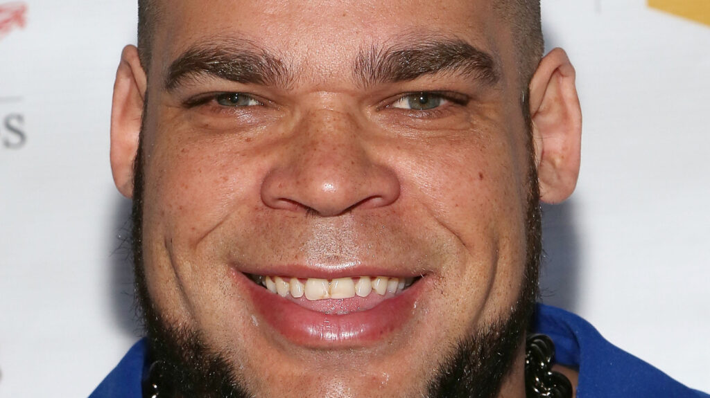 Gulf Shores, Alabama honra al campeón de la NWA Tyrus con el 'Día del ...