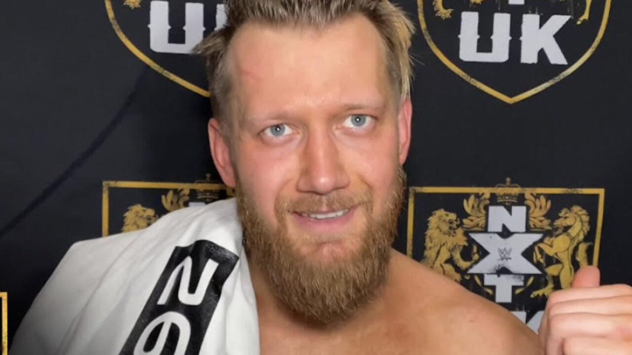 Las ex estrellas de NXT UK Mark Andrews y Flash Morgan Webster se ...