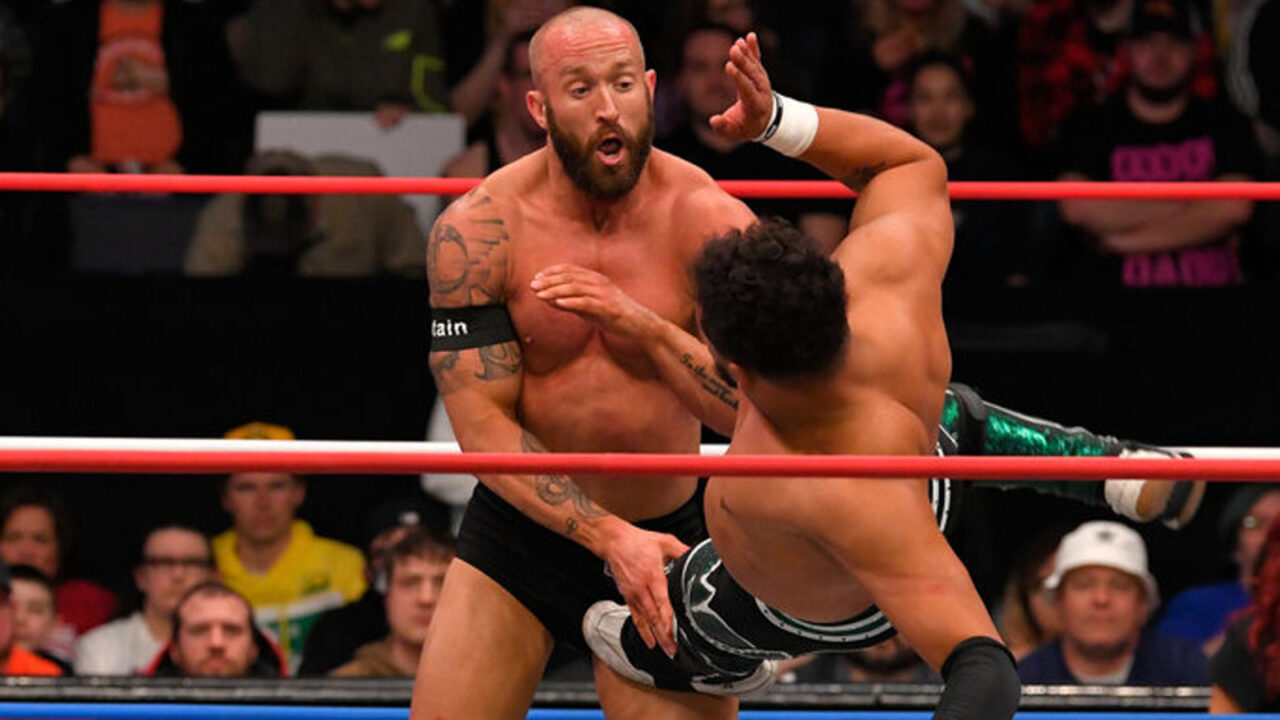 Mike Bennett de ROH sobre retribuir y ayudar a otros que están luchando