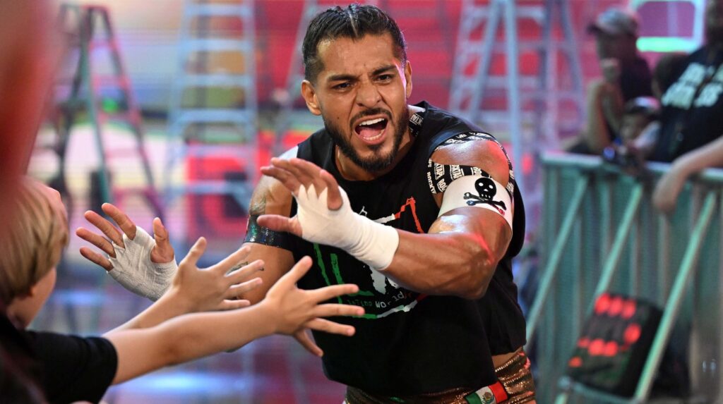 Santos Escobar avanza en el WWE United States Championship Invitational ...