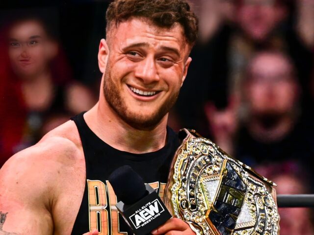 El campeón mundial de AEW, MJF, acude en defensa de Cash Wheeler tras su arresto