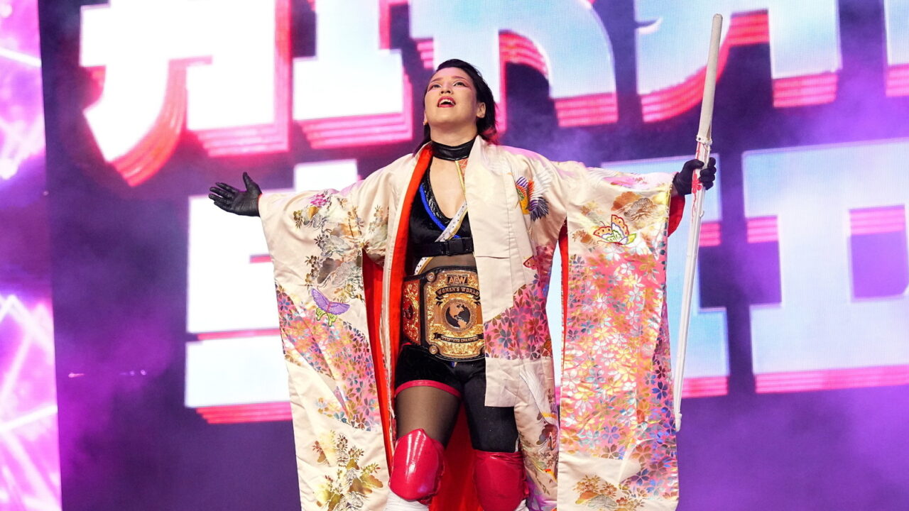 La campeona mundial de AEW, Hikaru Shida, habla sobre otras mujeres en ...