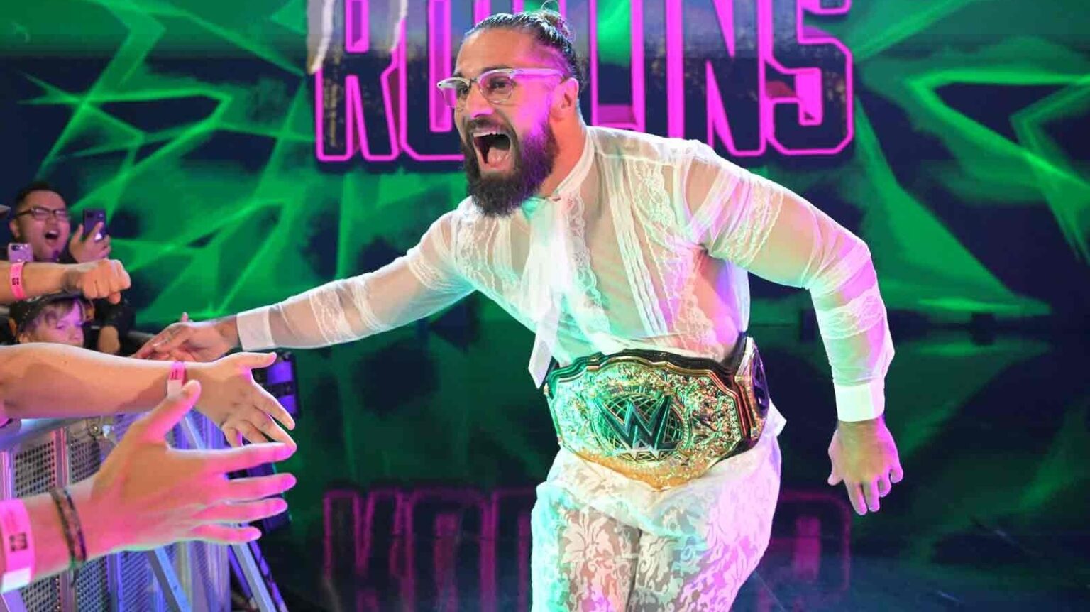 WWE Raw cae en las calificaciones del episodio 8/15, la audiencia total más baja en dos meses