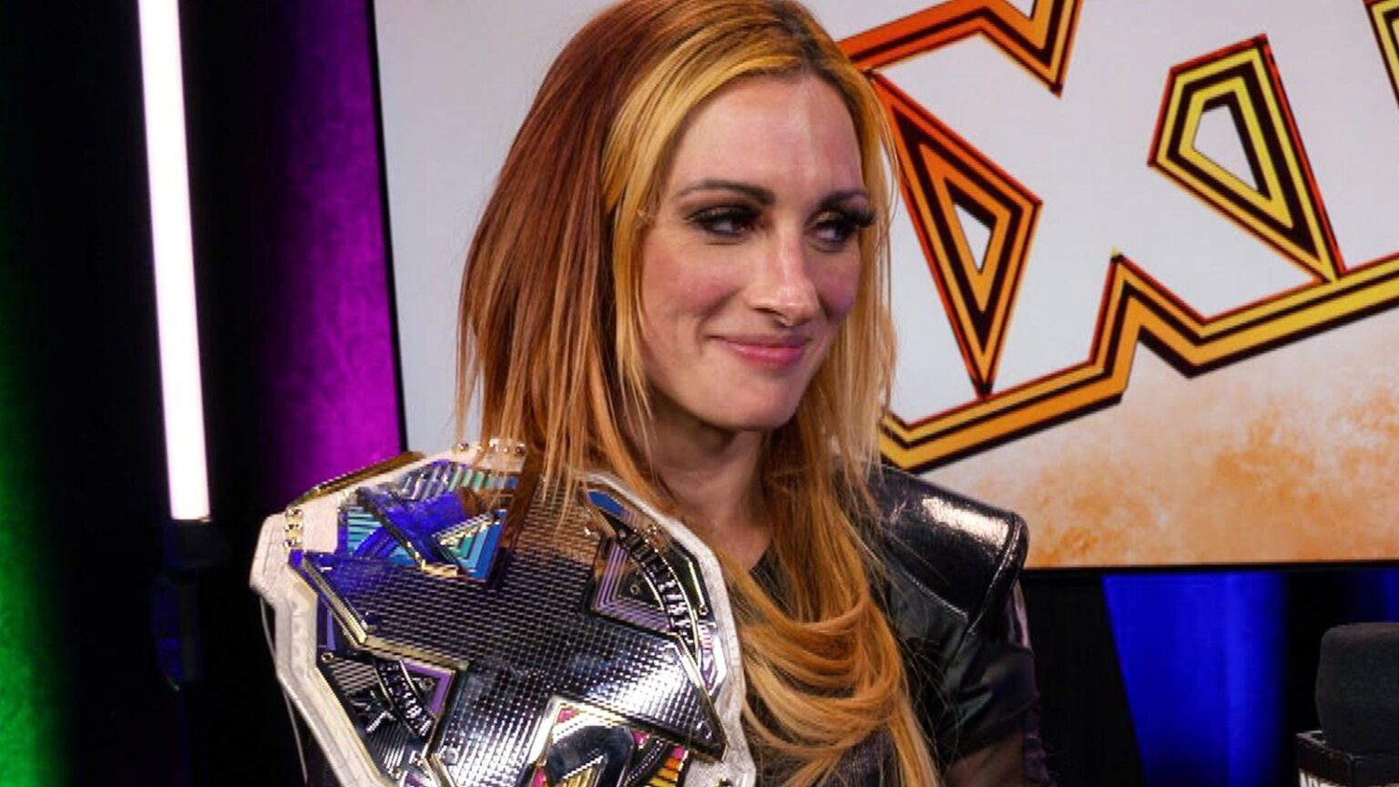 Vea el discurso de victoria de la nueva campeona femenina de NXT, Becky Lynch, a los fanáticos ...