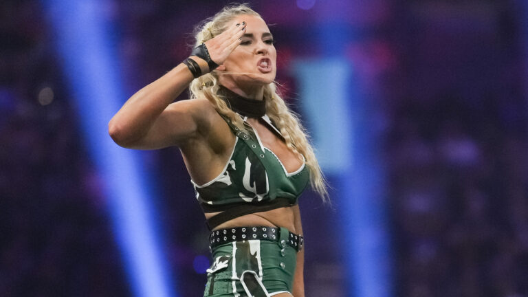 La ex estrella de la WWE Lacey Evans explica por qué pidió su liberación