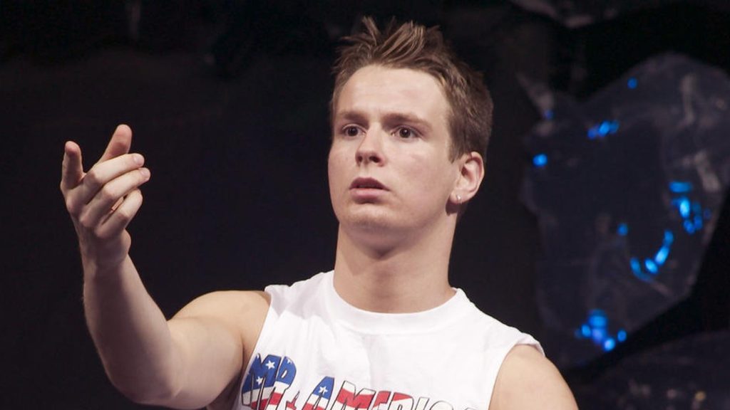 Zach Gowen le da crédito al ex jefe de la WWE, Vince McMahon, por ...