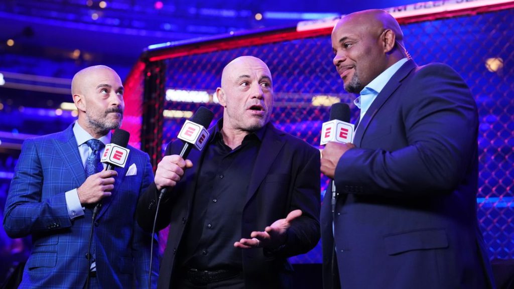 Daniel Cormier compara el trío de PPV de UFC con Joe Rogan y Jon Anik ...