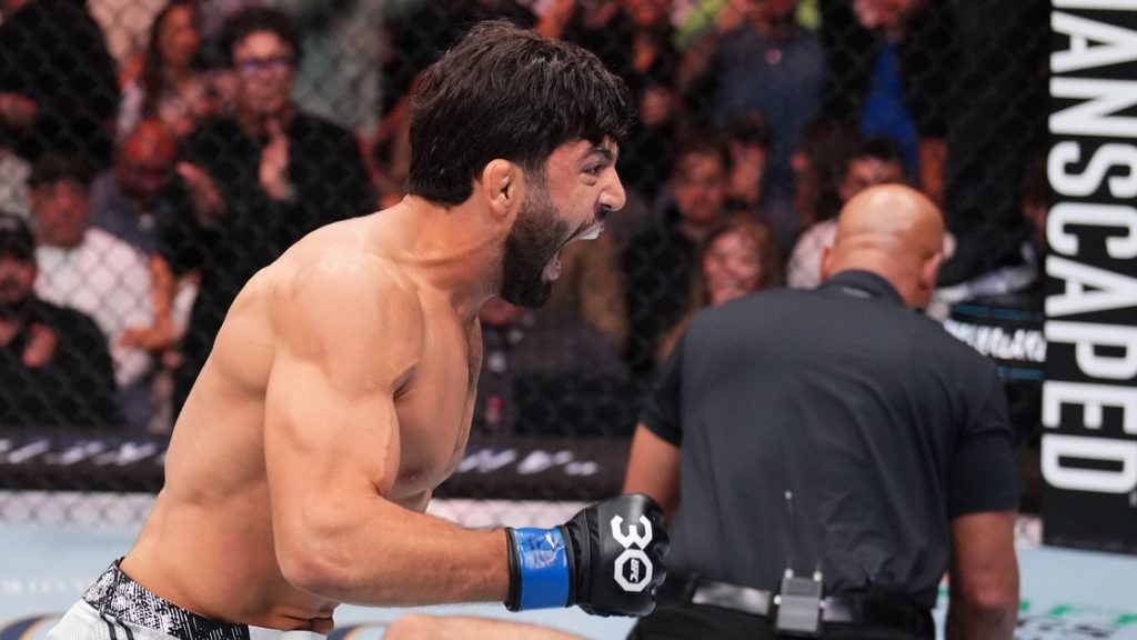 Show posterior a la pelea de UFC Austin: Reacción a la rápida ...