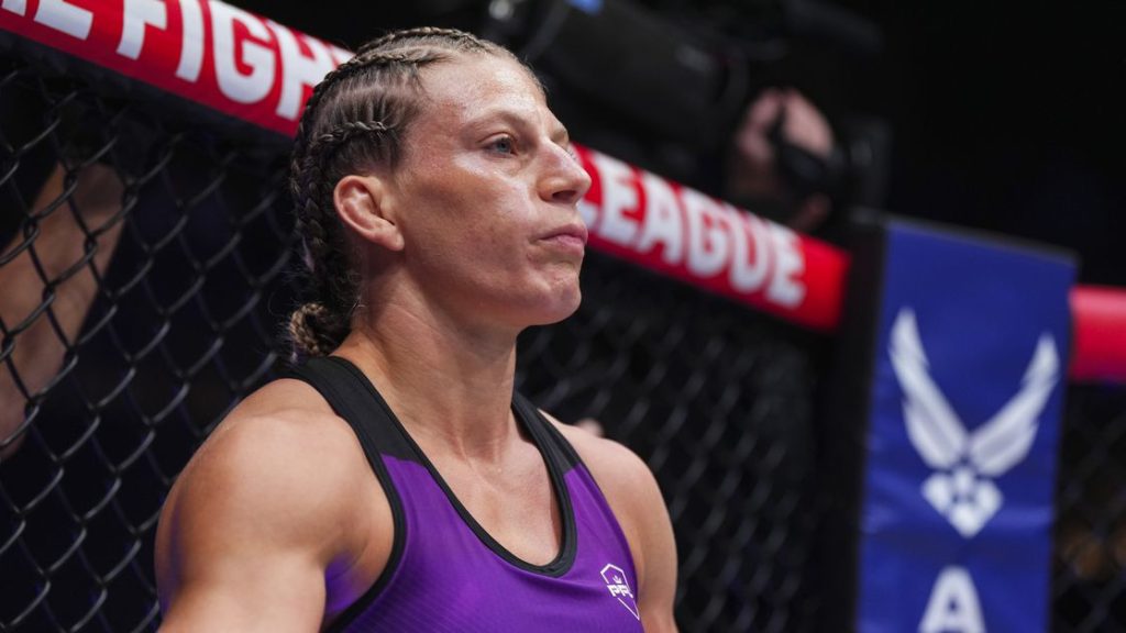 Kayla Harrison abre como gran favorita para vencer a Holly Holm en UFC 300