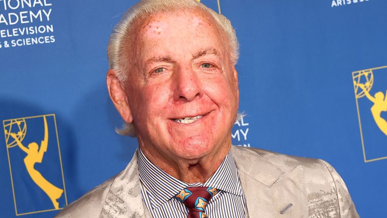 Tony Khan comenta sobre el valor que Ric Flair aporta a AEW Tony Khan comenta sobre el valor que Ric Flair aporta a AEW