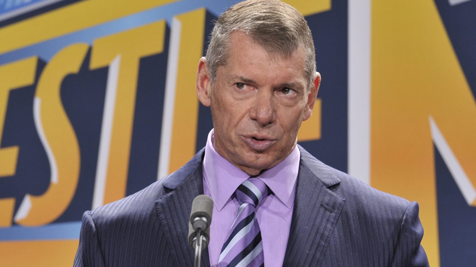 Ari Emanuel supuestamente le dijo a Vince McMahon de la WWE que era ...