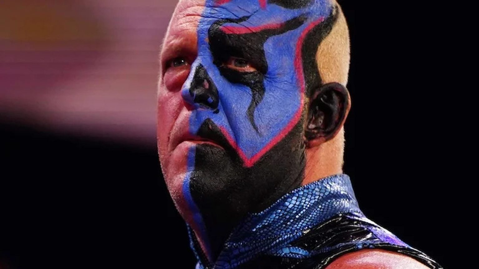 Dustin Rhodes dice que lo que están haciendo con esta estrella de AEW ...