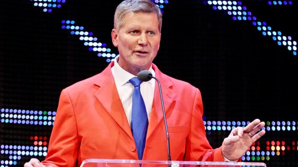 John Laurinaitis aparentemente confirma las acusaciones de Vince McMahon y dice que él también ...