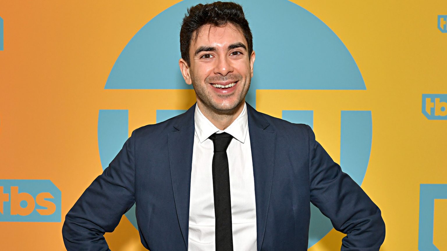 Rostros nuevos y viejos detrás del escenario en las grabaciones de AEW