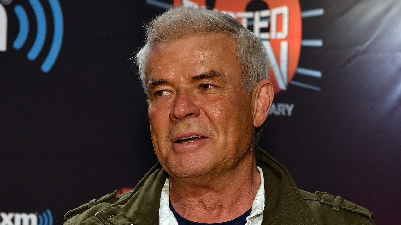 Eric Bischoff evalúa el rendimiento de ratings y la audiencia de AEW