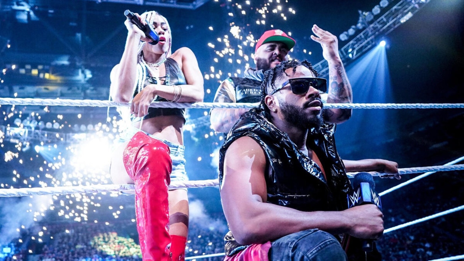 La ex estrella de la WWE AJ Francis explica que Hit Row era real