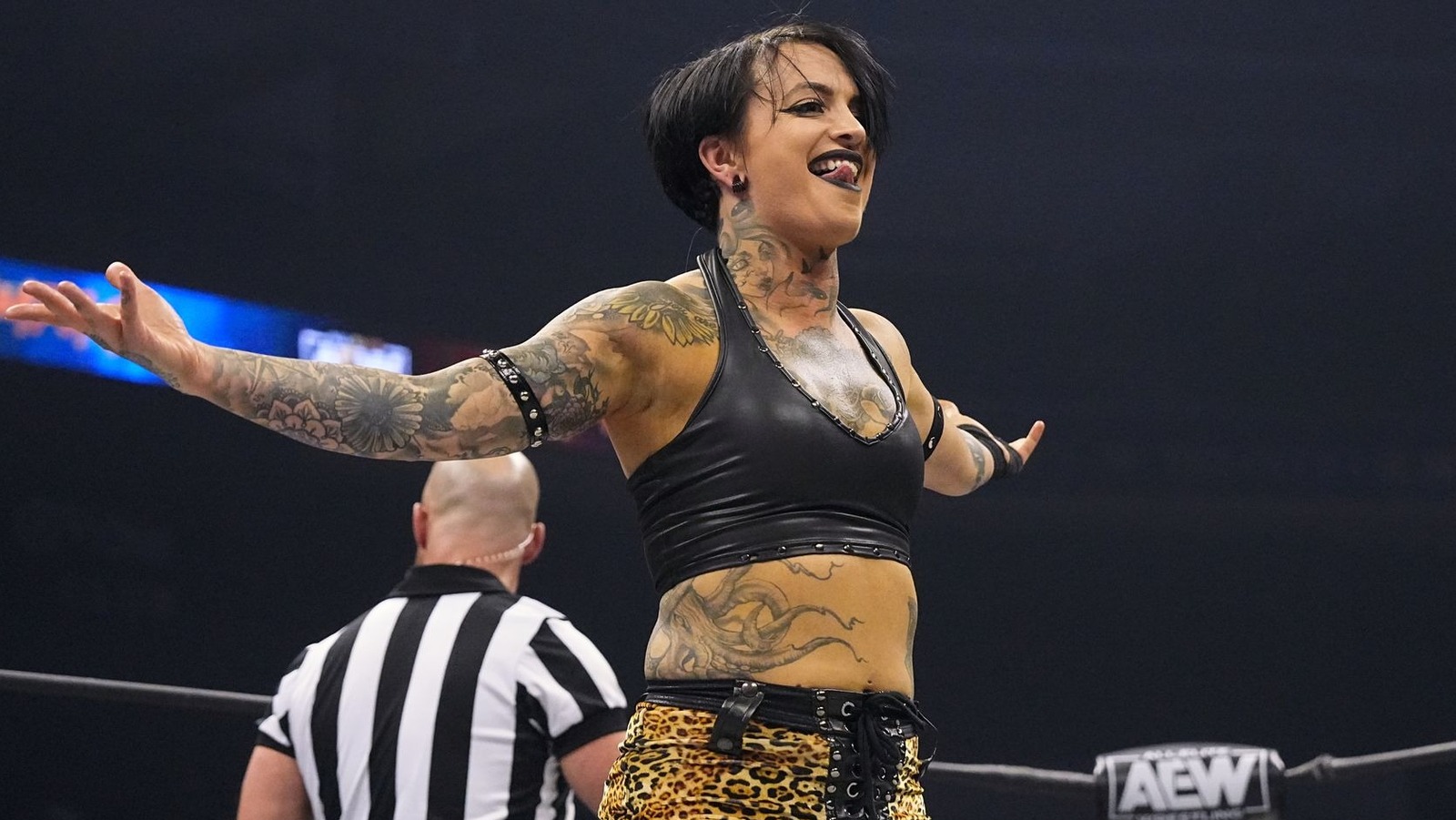 Ruby Soho de AEW habla sobre su trabajo con el grupo de comedia ...