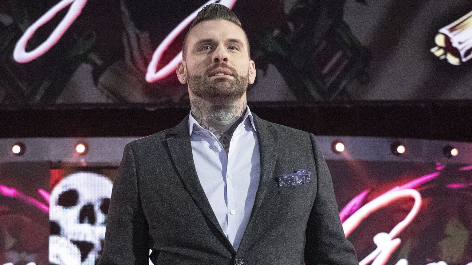 El locutor de la WWE Corey Graves habla sobre la transición a SmackDown