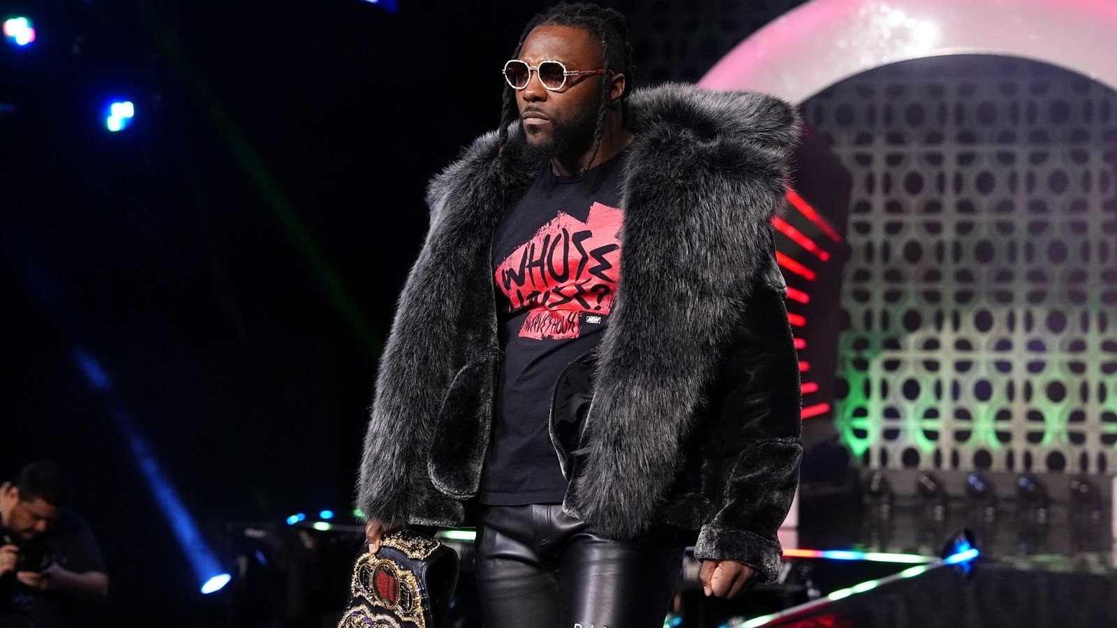 Swerve Strickand adelanta un documental sobre el viaje para convertirse en campeón mundial de AEW