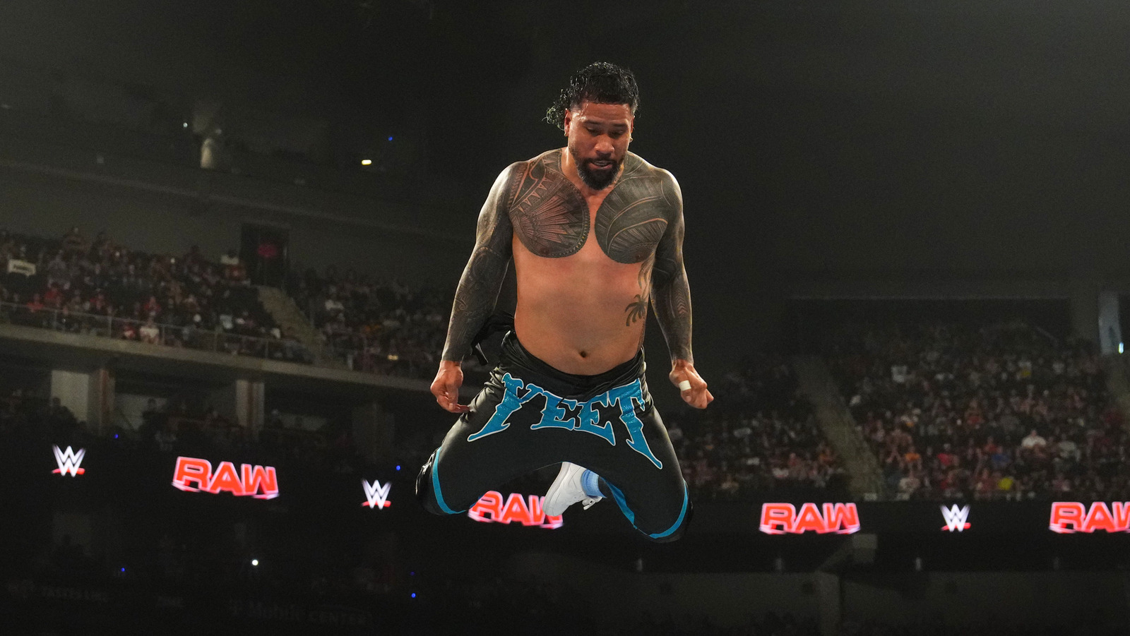 Jey Uso pudo haber vendido más mercancía de la WWE que Cody Rhodes en ... Jey Uso pudo haber vendido más mercancía de la WWE que Cody Rhodes en ...