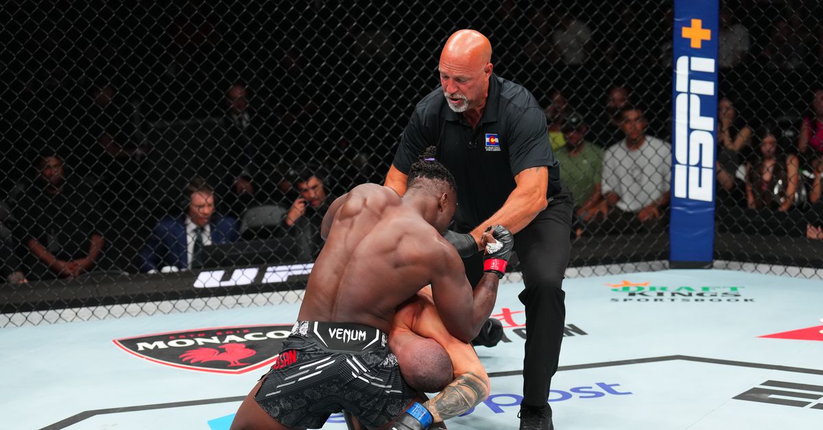 Vídeo de UFC Denver: Abdul Razak Alhassan vs. Cody Brundage termina sin ...