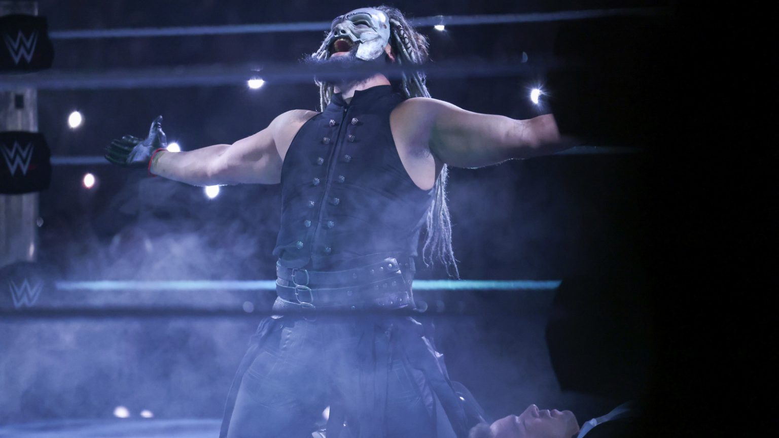 Bo Dallas (también conocido como Uncle Howdy) se prepara para luchar ...