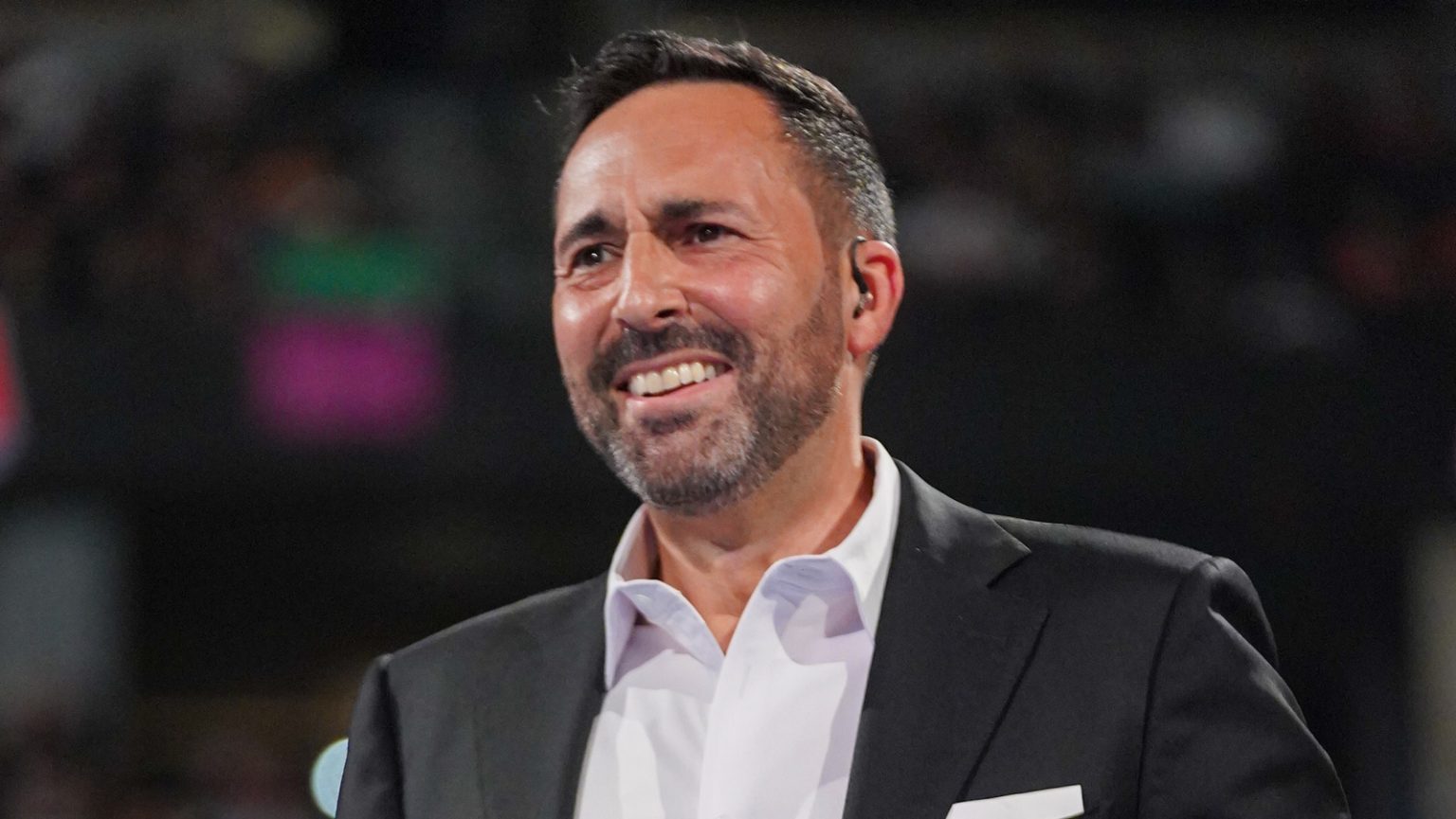 El nuevo presentador de WWE Raw, Joe Tessitore, habla sobre su primera ...