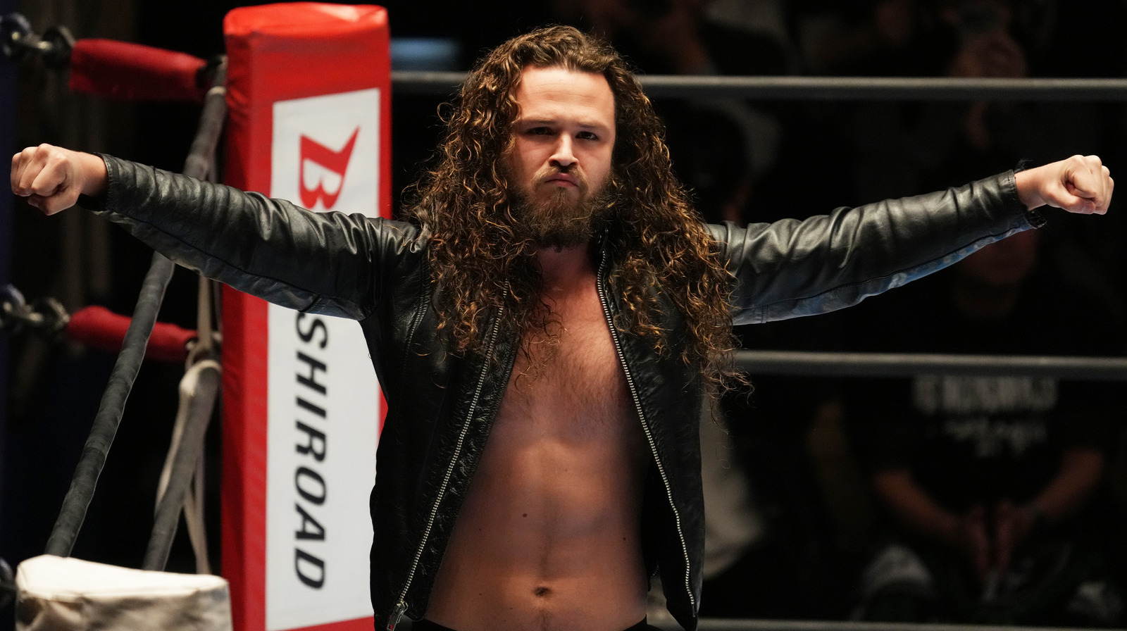 Jack Perry logra con éxito su tercera defensa del título TNT en AEW Dynamite