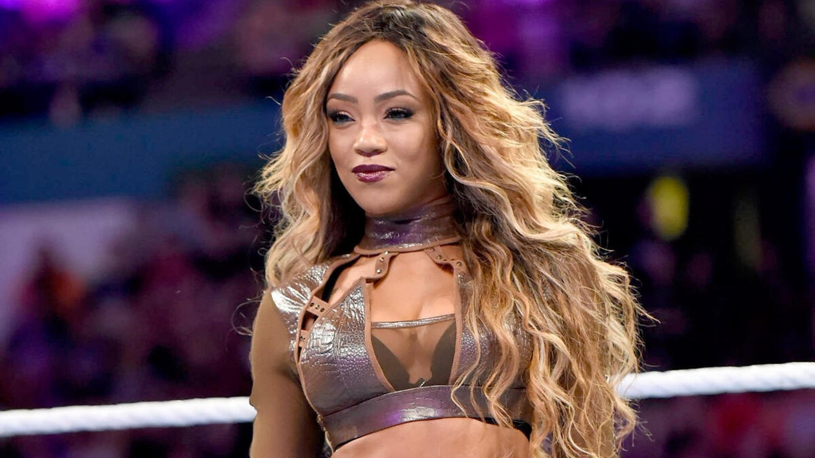La ex estrella de la WWE Alicia Fox habla sobre su encuentro con ella misma y su crecimiento ...