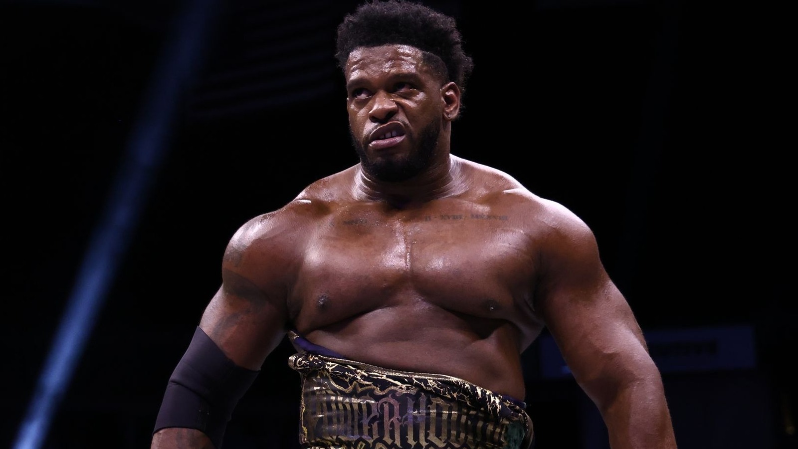 Hobbs, el poderoso de AEW, identifica lo que falta en la lucha libre y ...