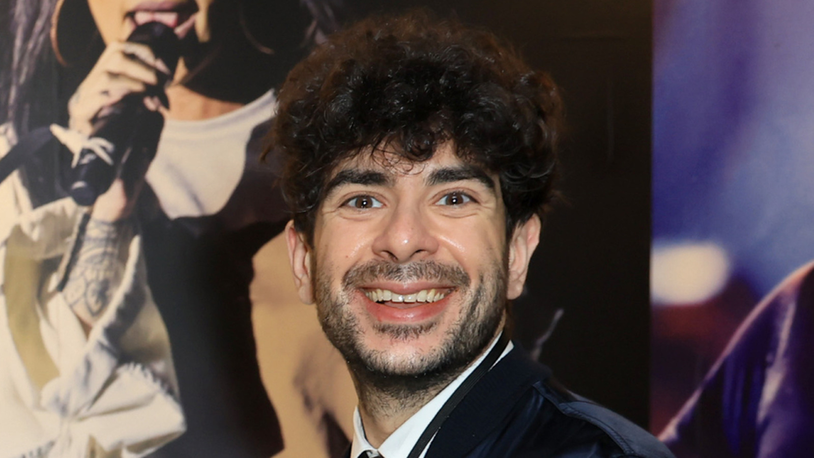 El director ejecutivo de AEW, Tony Khan, anuncia una gran donación ... El director ejecutivo de AEW, Tony Khan, anuncia una gran donación ...