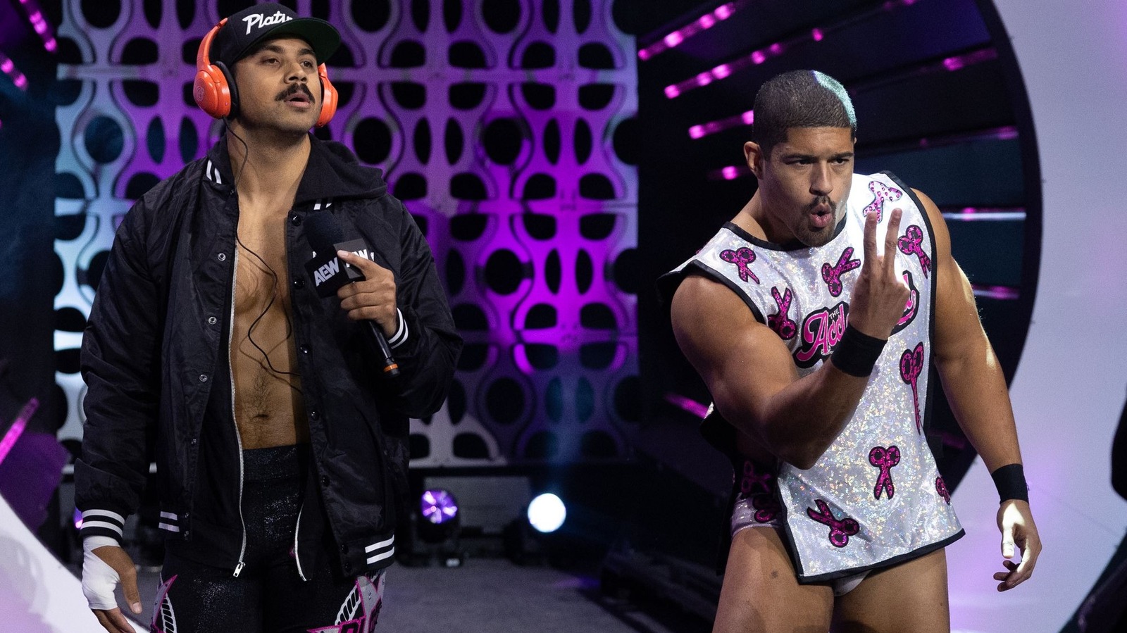 La fractura entre Max Caster de AEW y Anthony Bowens empeora detrás del ...