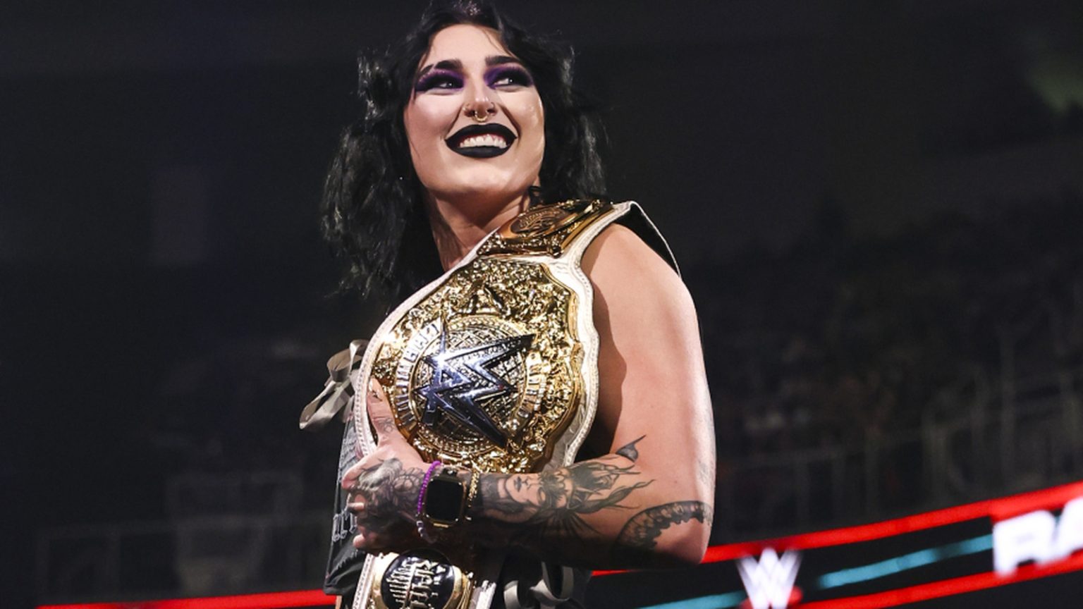 Noticias detrás del escenario sobre la lucha masiva de Rhea Ripley que ...