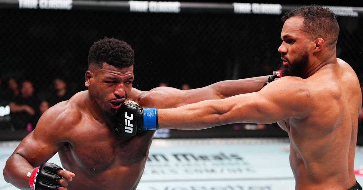 UFC Seattle Bonos: Alonzo Menifield, Julius Walker Gane Fight of the Night