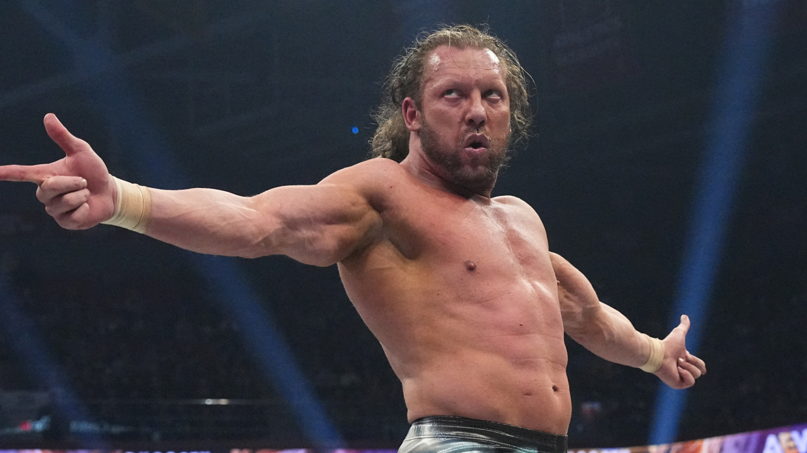Kenny Omega comenta sobre un torneo de etiqueta mixto rumoreado ...