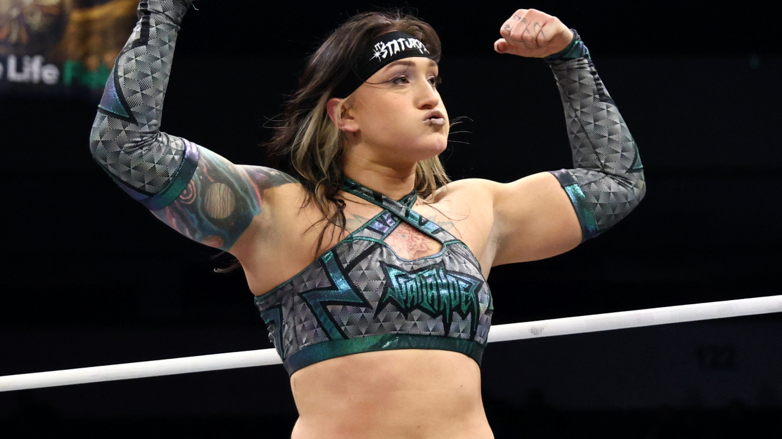 Kris Statlander vence a Thunder Rosa en una dinamita aew, avances en la Copa Owen Hart de las ...