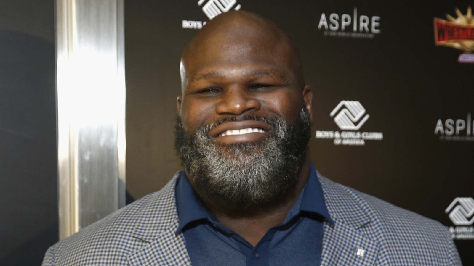 Mark Henry nombra a WWE Mount Rushmore, admite omisión 'loca'