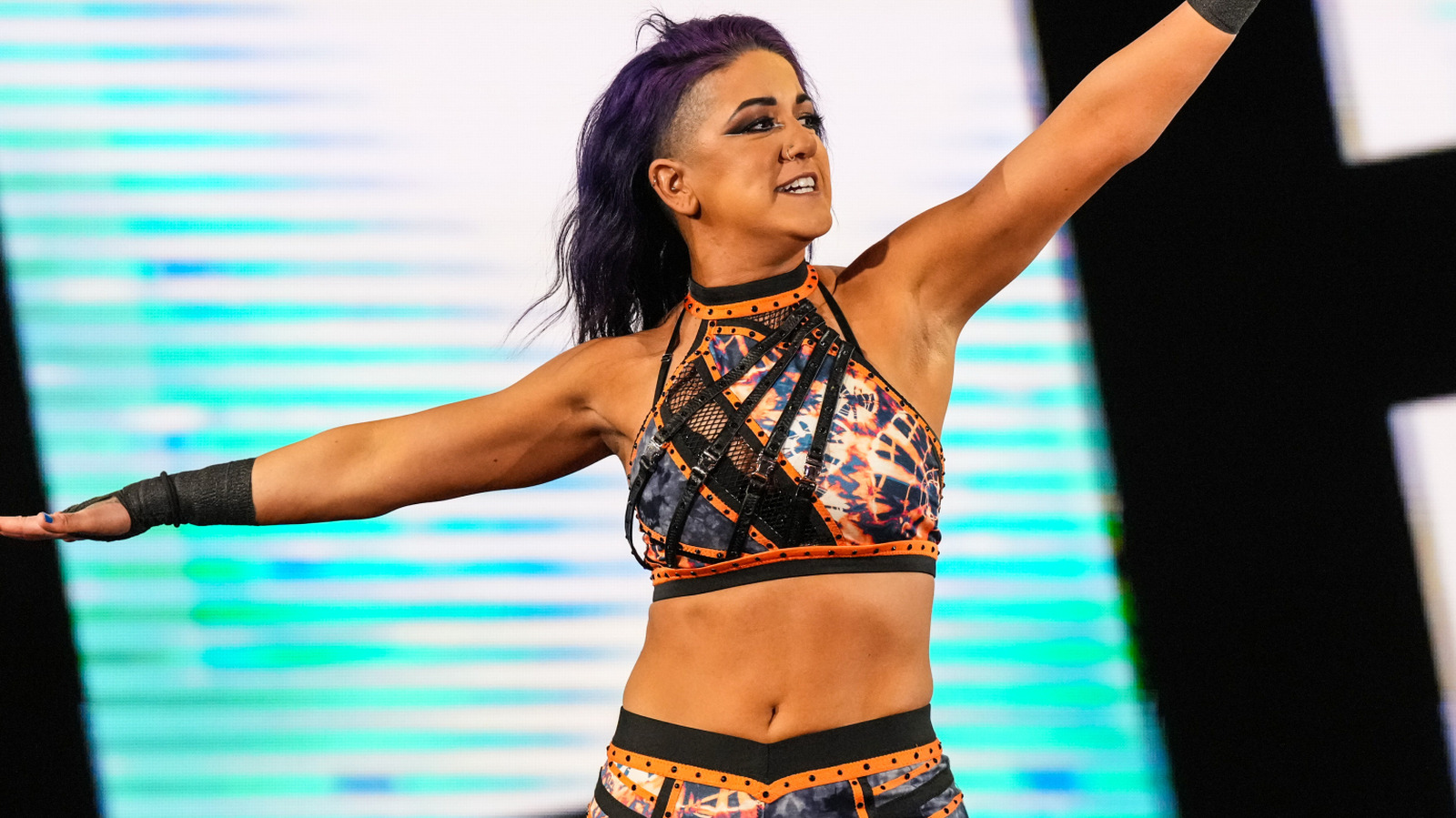 Por qué a la ex estrella de la WWE no le gustaba ver a Becky Lynch reemplazar a Bayley en ...