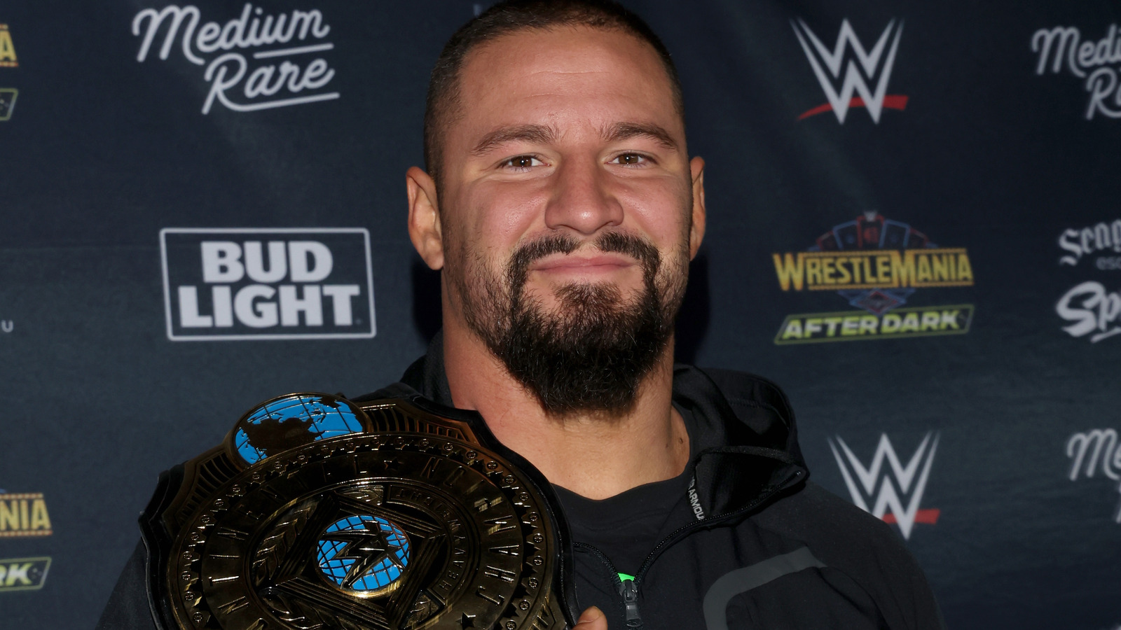 WWE Men's IC Champion rinde homenaje al tío Scott Steiner con la ...