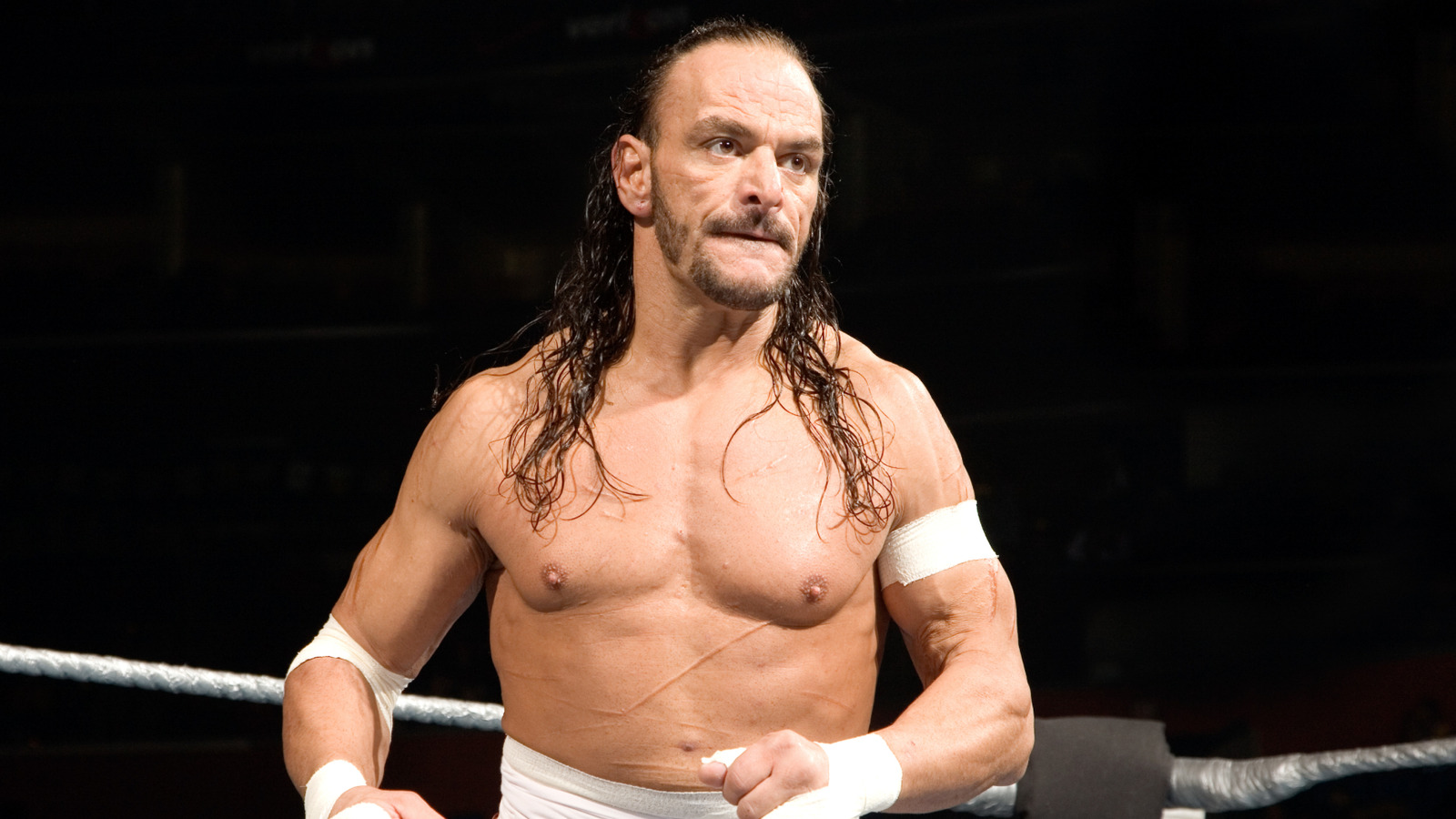 Dave Meltzer interviene en el último partido de la leyenda de ECW Sabu ...