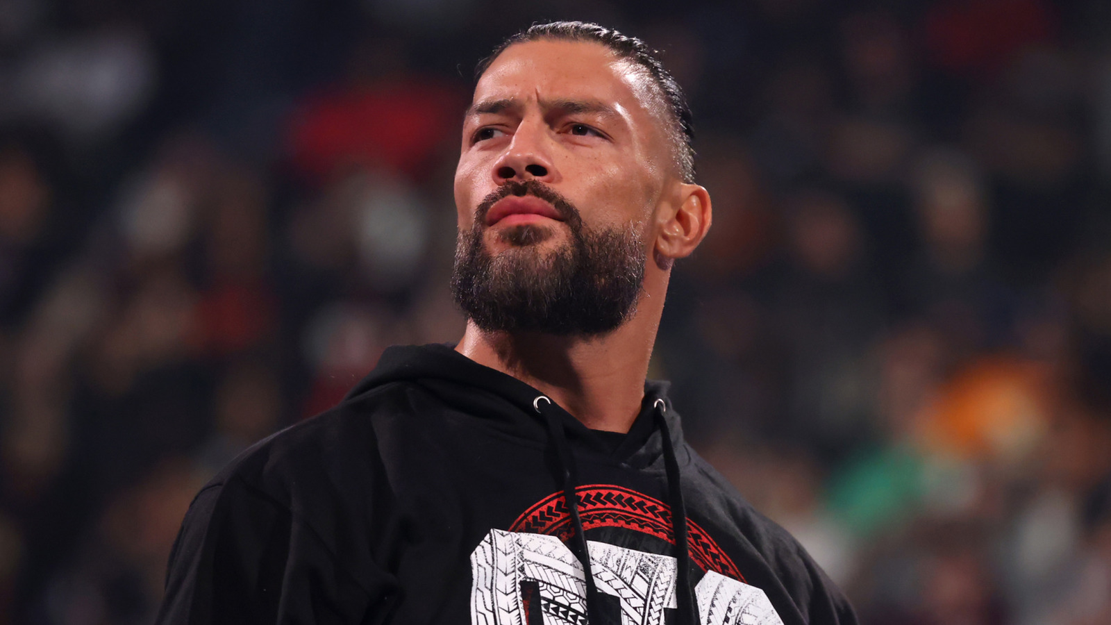 El guante de oro de Roman Reigns no representaba a Thanos como pensamos