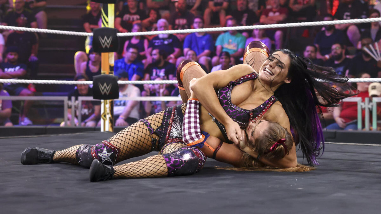 La ex estrella de la WWE NXT confirma que ha terminado de luchar, revela que estaba herida en el ...
