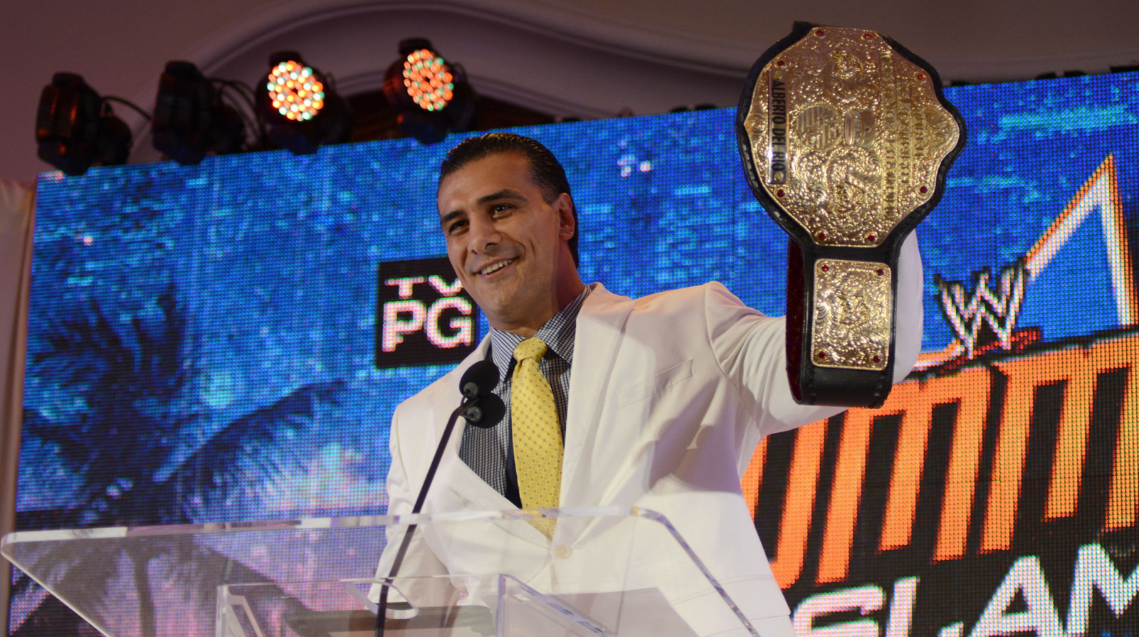 Informe entre bastidores sobre la situación entre WWE y Alberto del Río