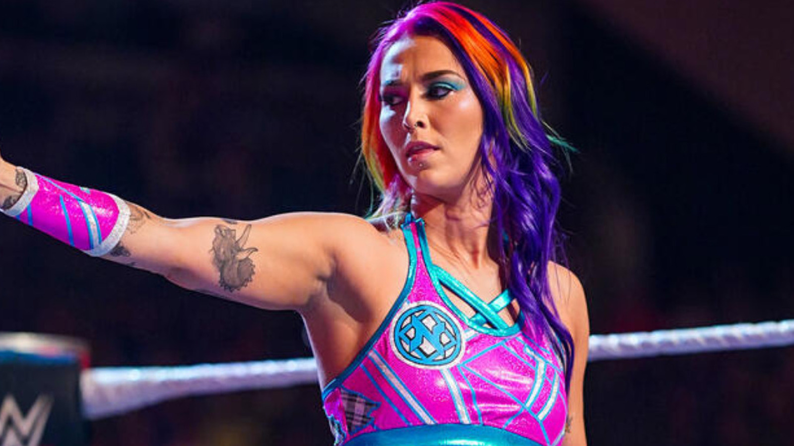 El ex estrella de la WWE, Tegan Nox, explica cómo el segundo ...